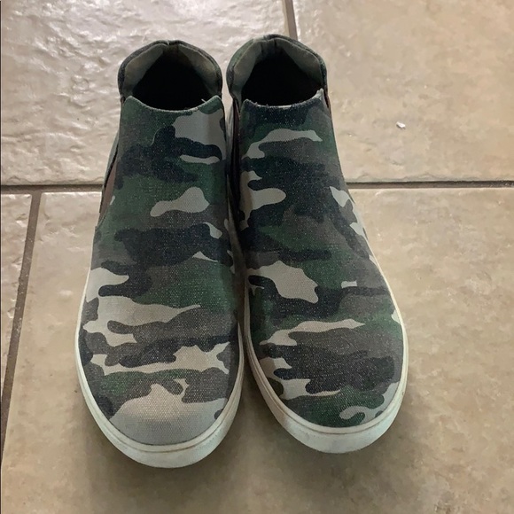 Coconuts by Matisse | Shoes | Coconut By Matisse Sneaker | Poshmark